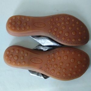 b.o.c. | Shoes | Boc Born Concept Flip Flop Metallic Sandals 7m | Poshmark